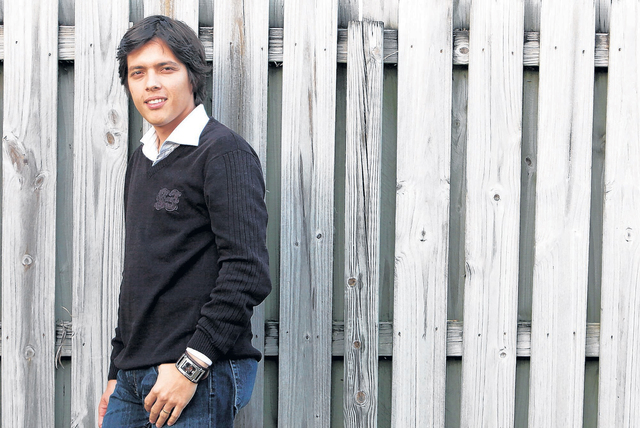 Conecta con el romance - La Opinión