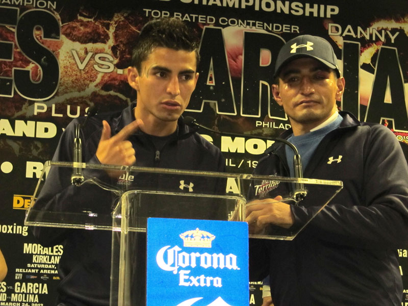 Boxeo: El ‘Terrible’ Morales presenta a su heredero - La Opinión