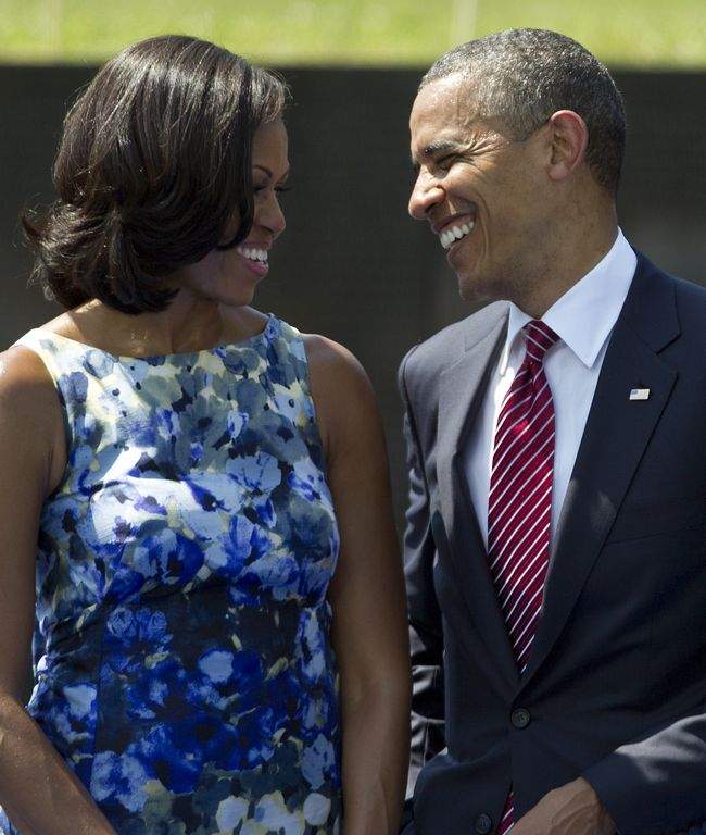 Michelle Obama es más popular que el Presidente - La Opinión