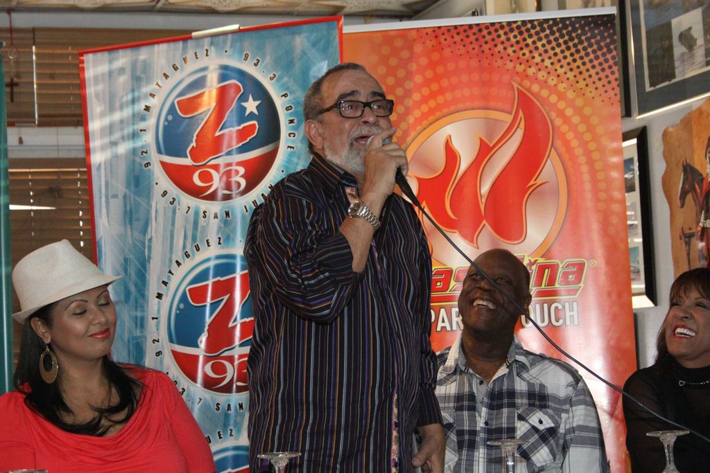 Tras cinco operaciones, Andy Montañez baila sus 50 - La Opinión