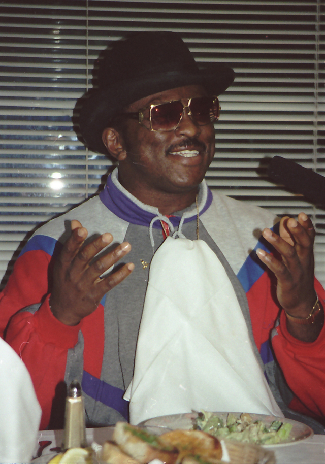 Muere Michael Dokes - La Opinión