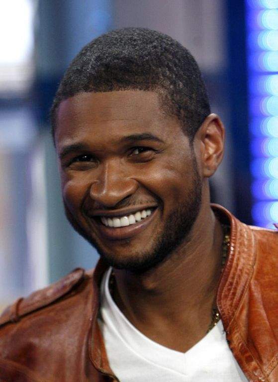 Usher por primera vez en México (Video) - La Opinión