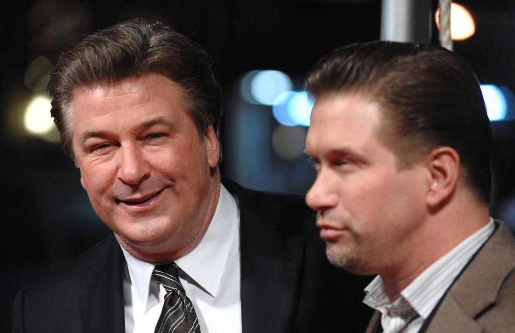 Hermano de famoso actor va preso en NY por no pagar impuestos - La Opinión