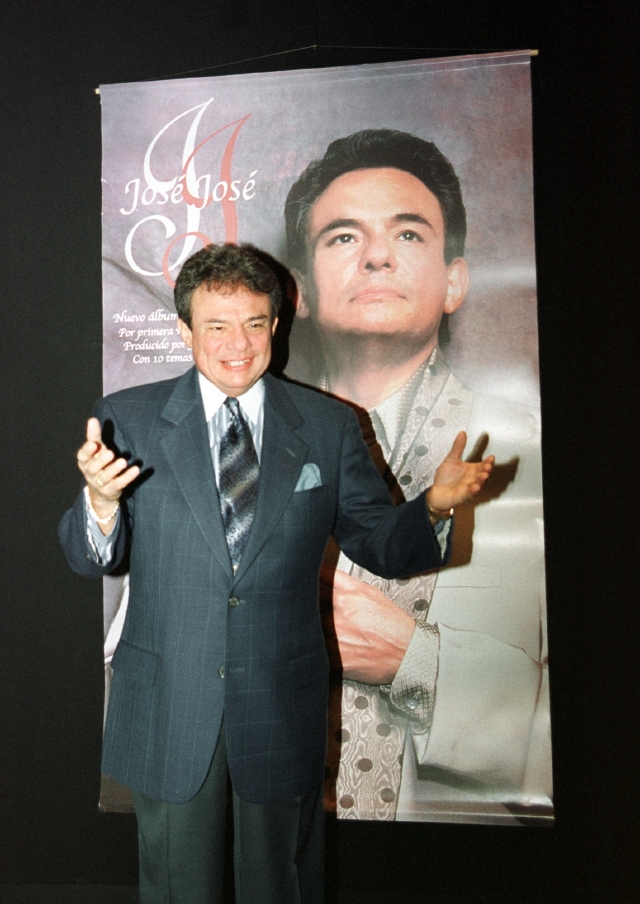 José José vive ahora el presente - La Opinión