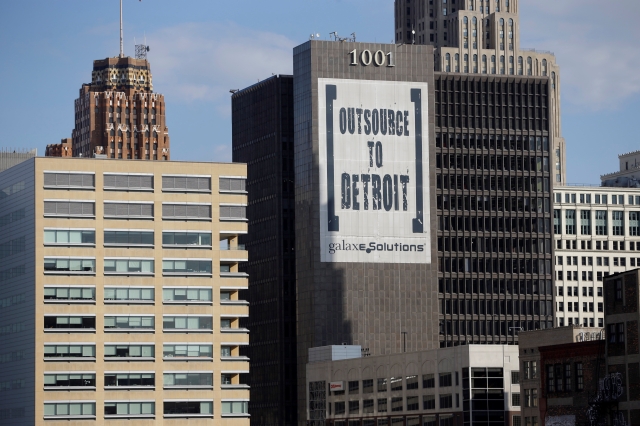 Recibe Detroit $300 millones para recuperación económica - La Opinión