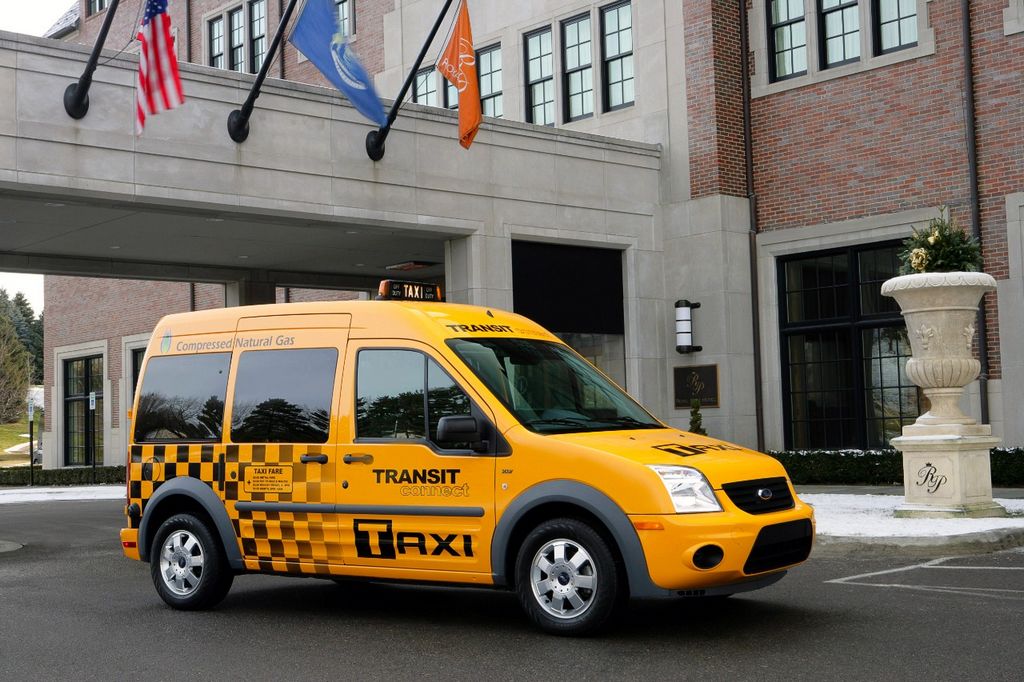 Ford presenta renovación para Transit Connect Taxi - La Opinión