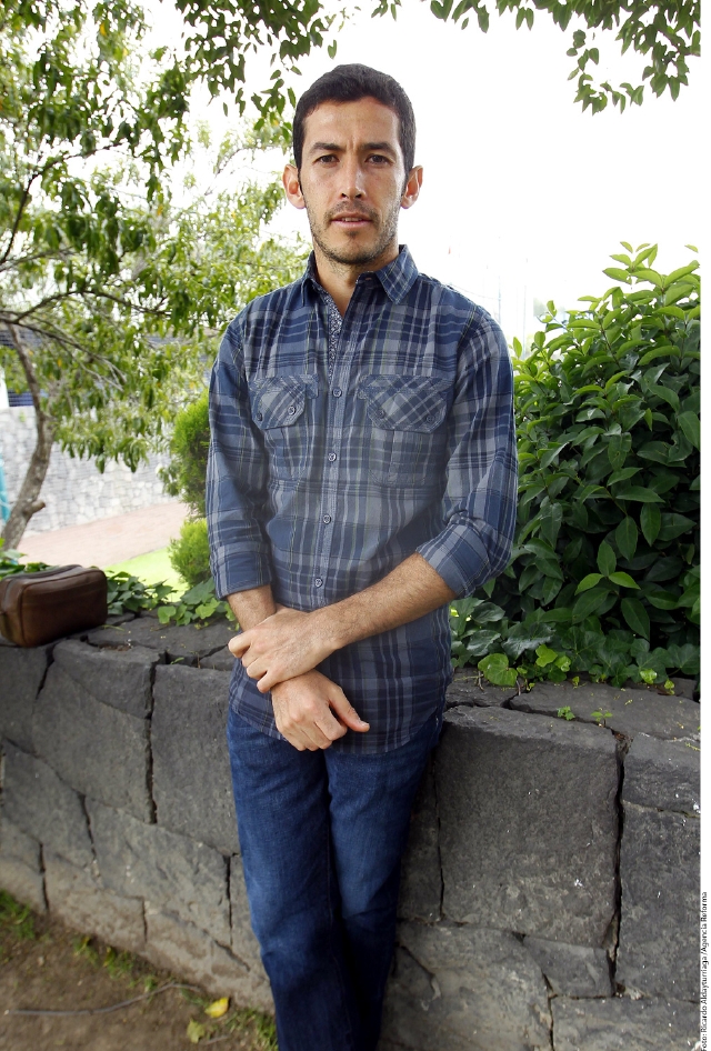 Chivas firma a Israel Castro - La Opinión