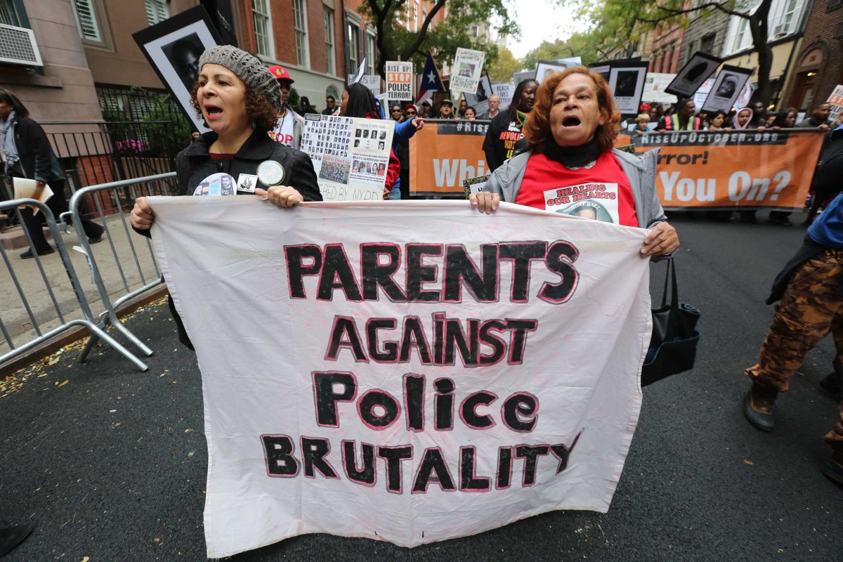 Editorial: A More Transparent Police - La Opinión