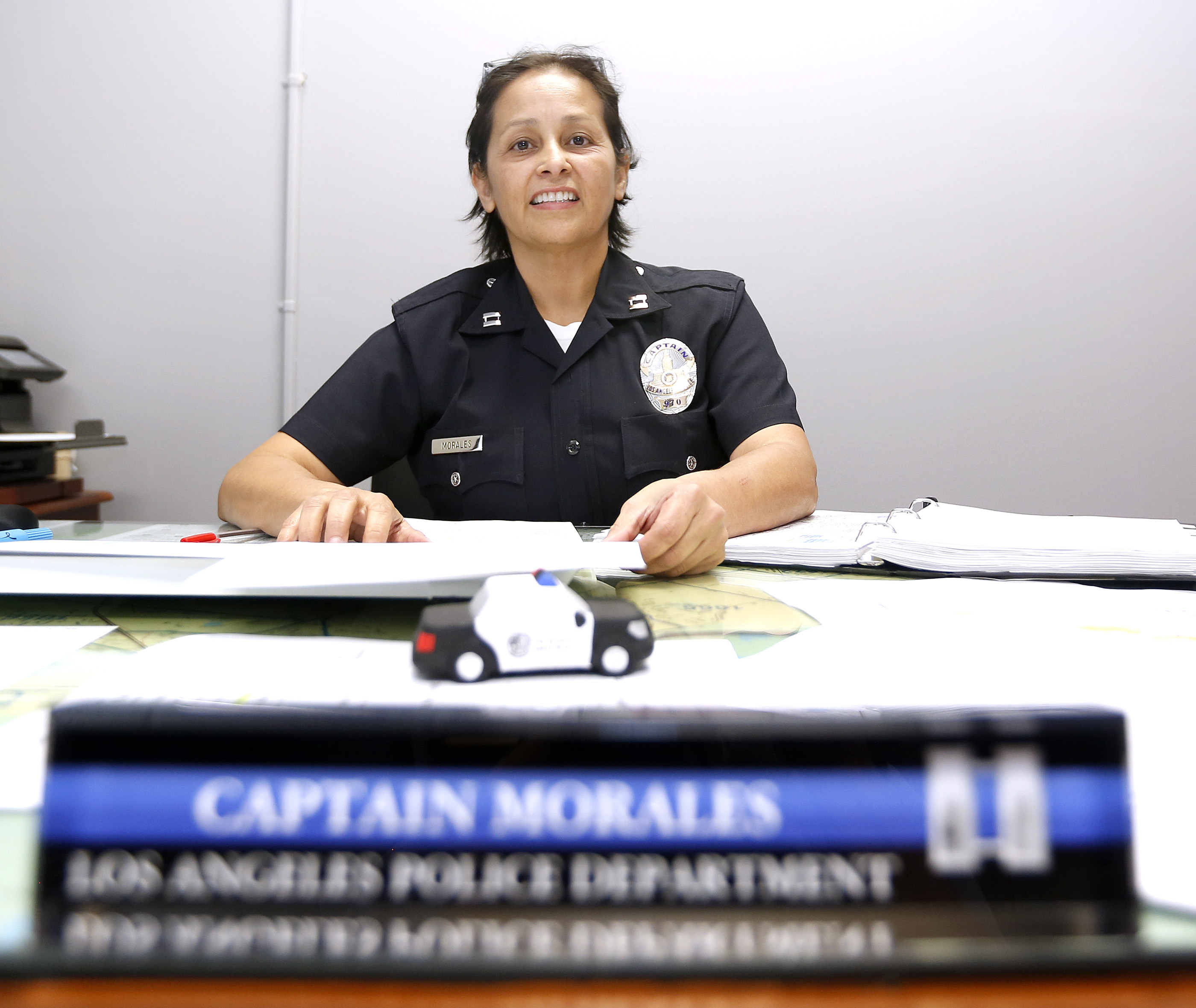 Una latina dirige al LAPD en el noroeste del Valle de San Fernando - La ...