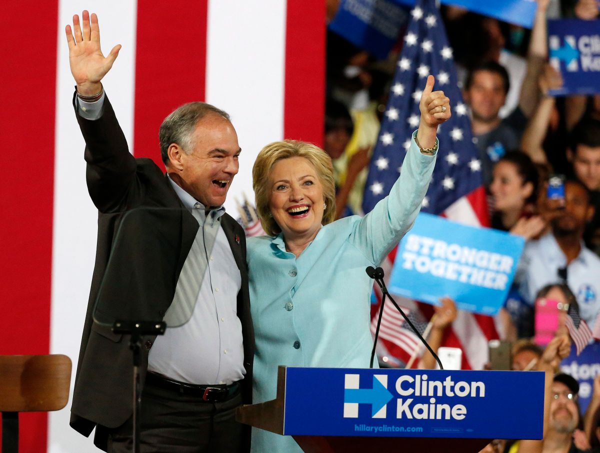 Clinton y Kaine se presentan juntos en Miami - La Opinión