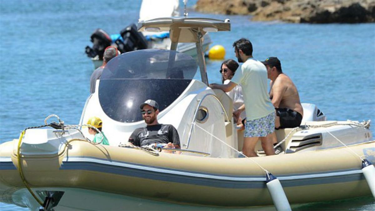 FOTOS: Conoce el lujoso yate en el que Messi pasa sus vacaciones en ...