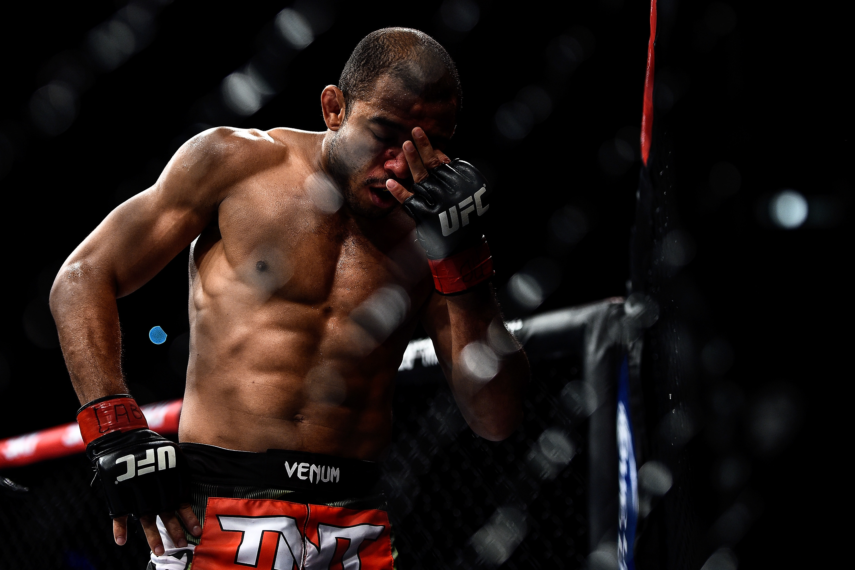 Jose Aldo pelearía con el UFC en corte para romper su contrato | La Opinión