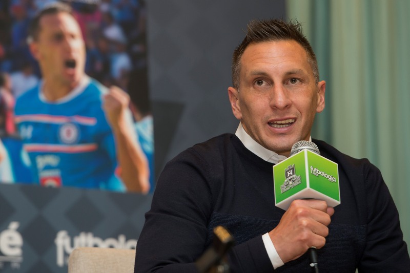 ‘Chaco’ Giménez permanece en Cruz Azul: “Sería hasta barrendero por ...