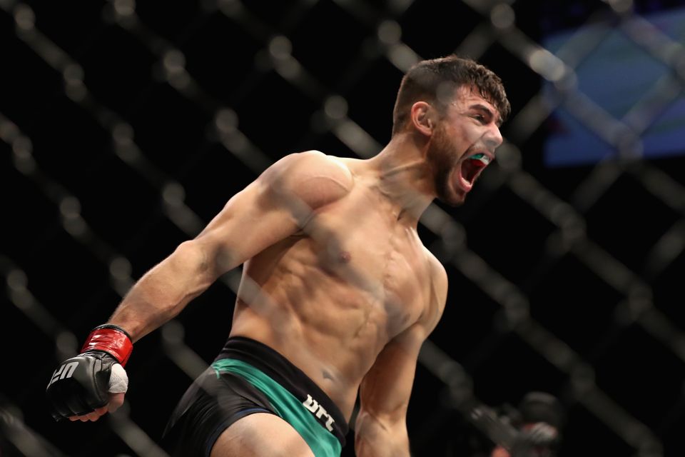El peleador mexicano de la UFC Pantera Rodríguez subió una foto con ...