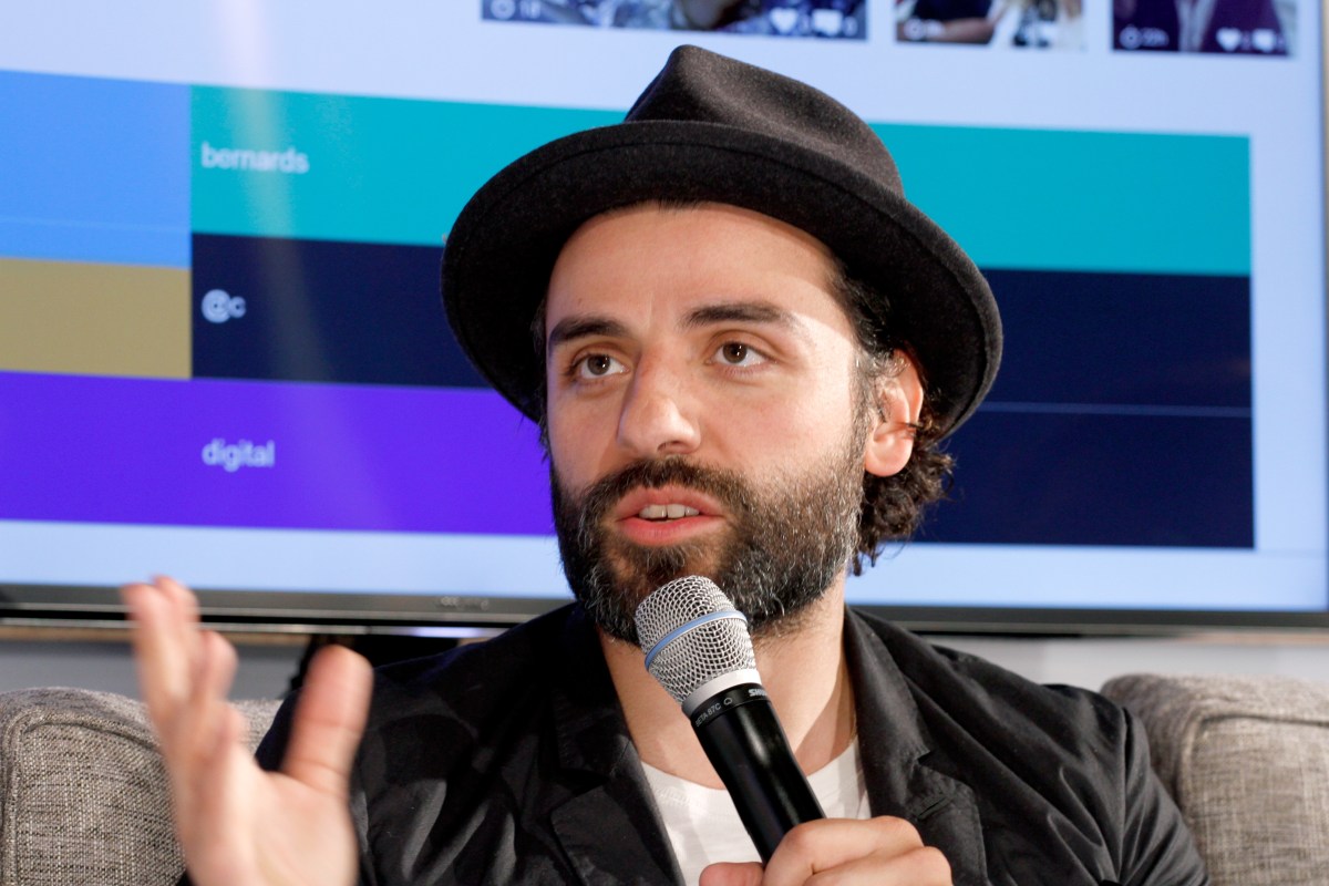 Oscar Isaac organiza un concierto solidario en Londres para ayudar a ...