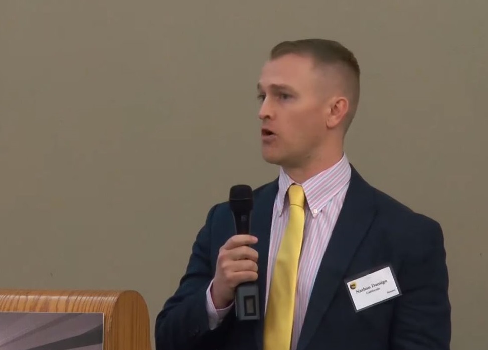 Nathan Damigo, supremacista blanco de California que convocó las ...