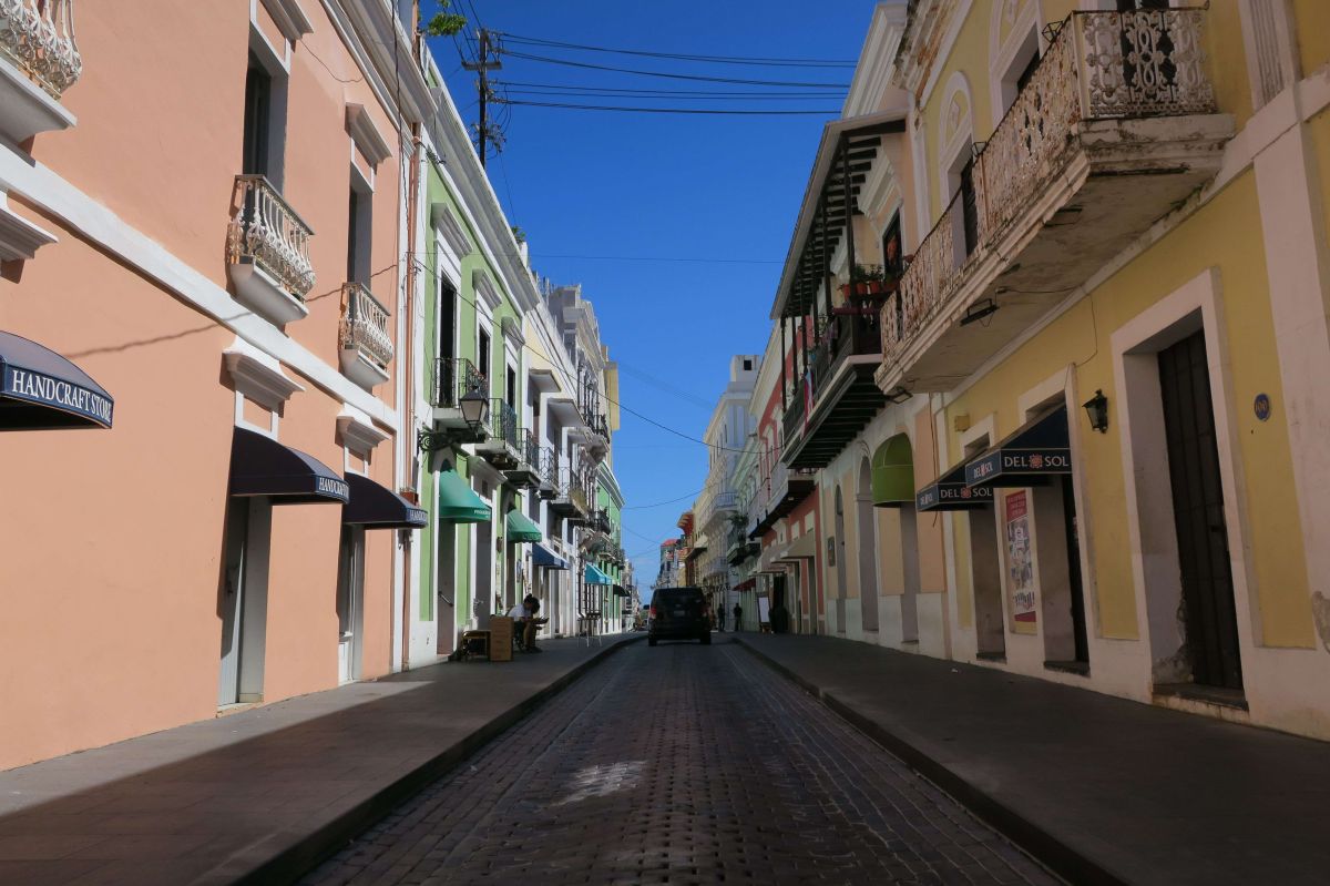 Las calles de Puerto Rico se quedan sin policías - La Opinión