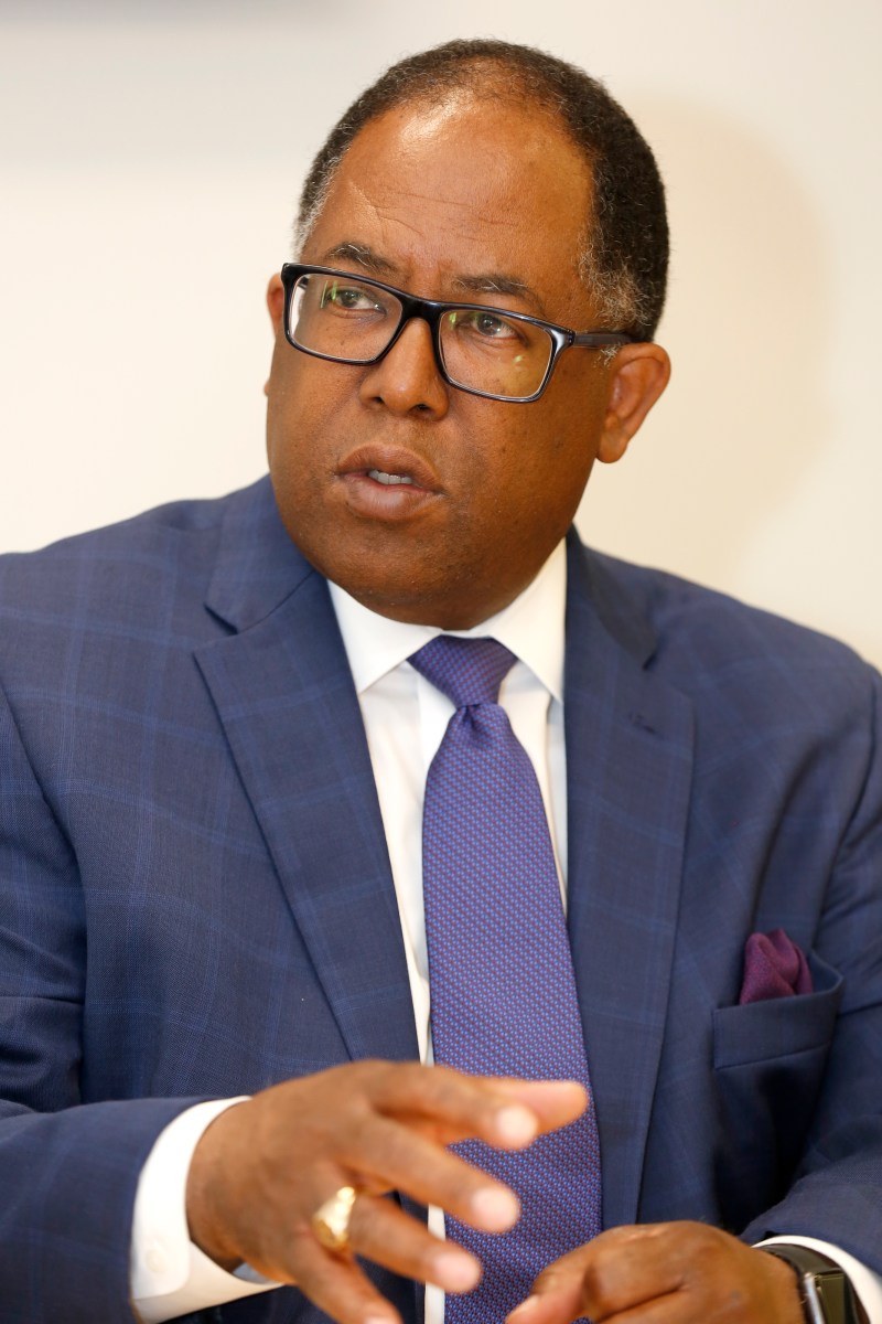 Ridley-Thomas: El desamparo, la otra crisis en Los Ángeles - La Opinión