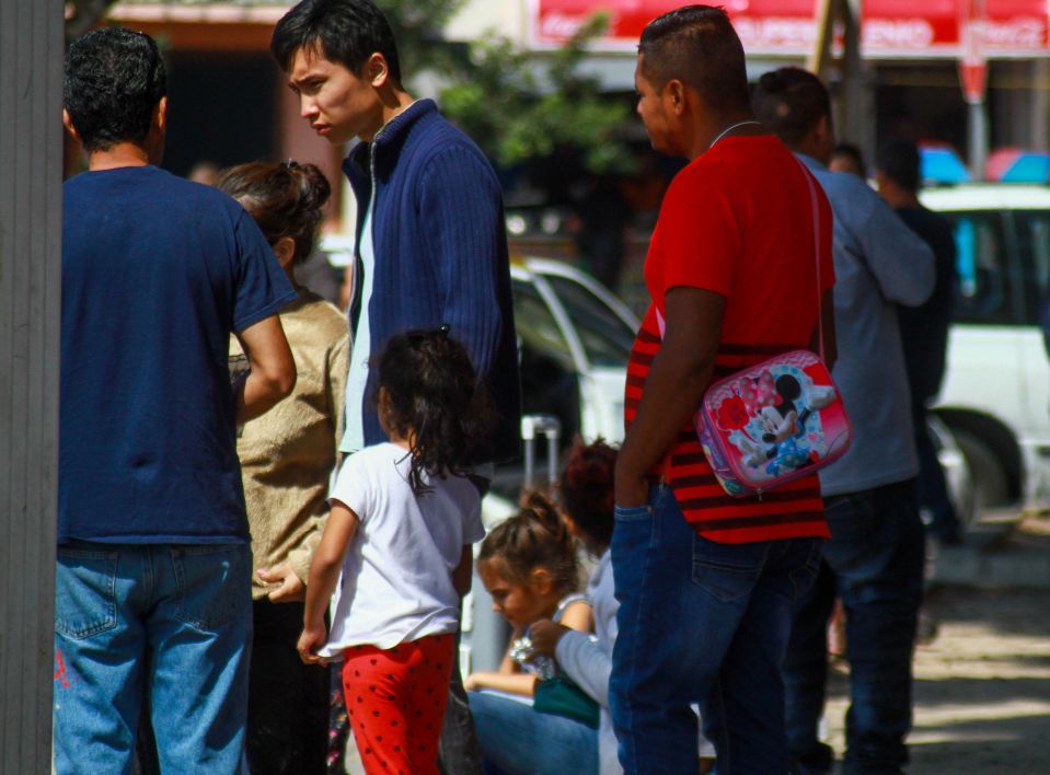 Nueva oleada de inmigrantes llega al norte de México para seguir rumbo ...