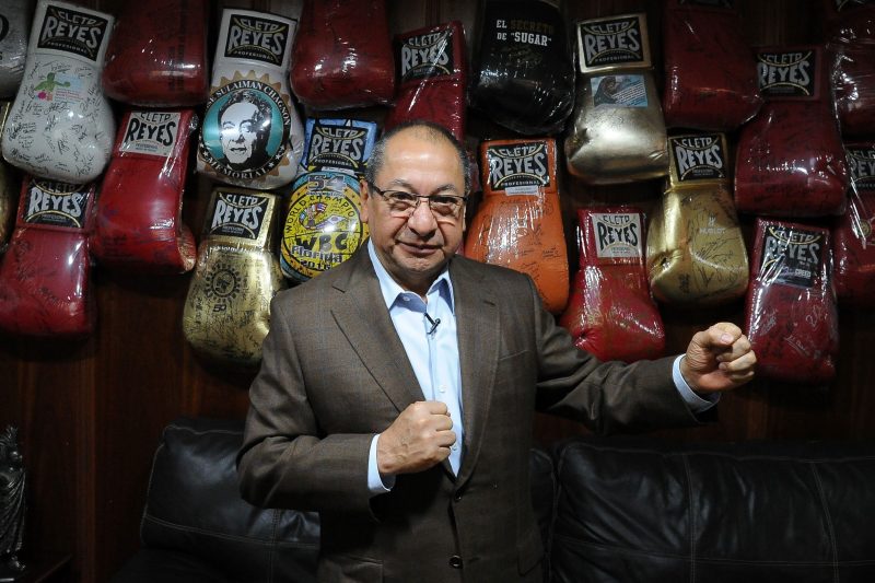 Murió el heredero de ‘Cleto Reyes’, los guantes que han usado las ...