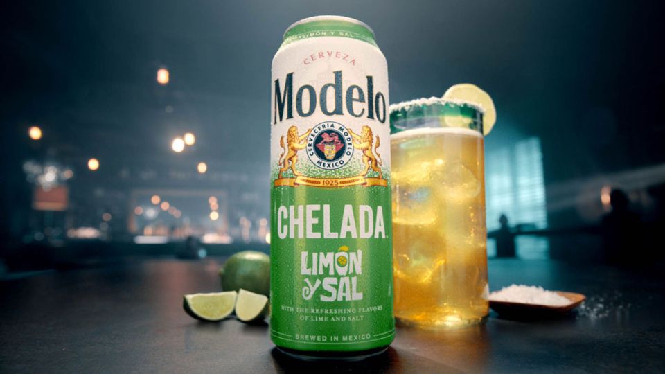 ¿Tienes sed? Modelo lanza nueva Chelada Limón y Sal lista para beber ...