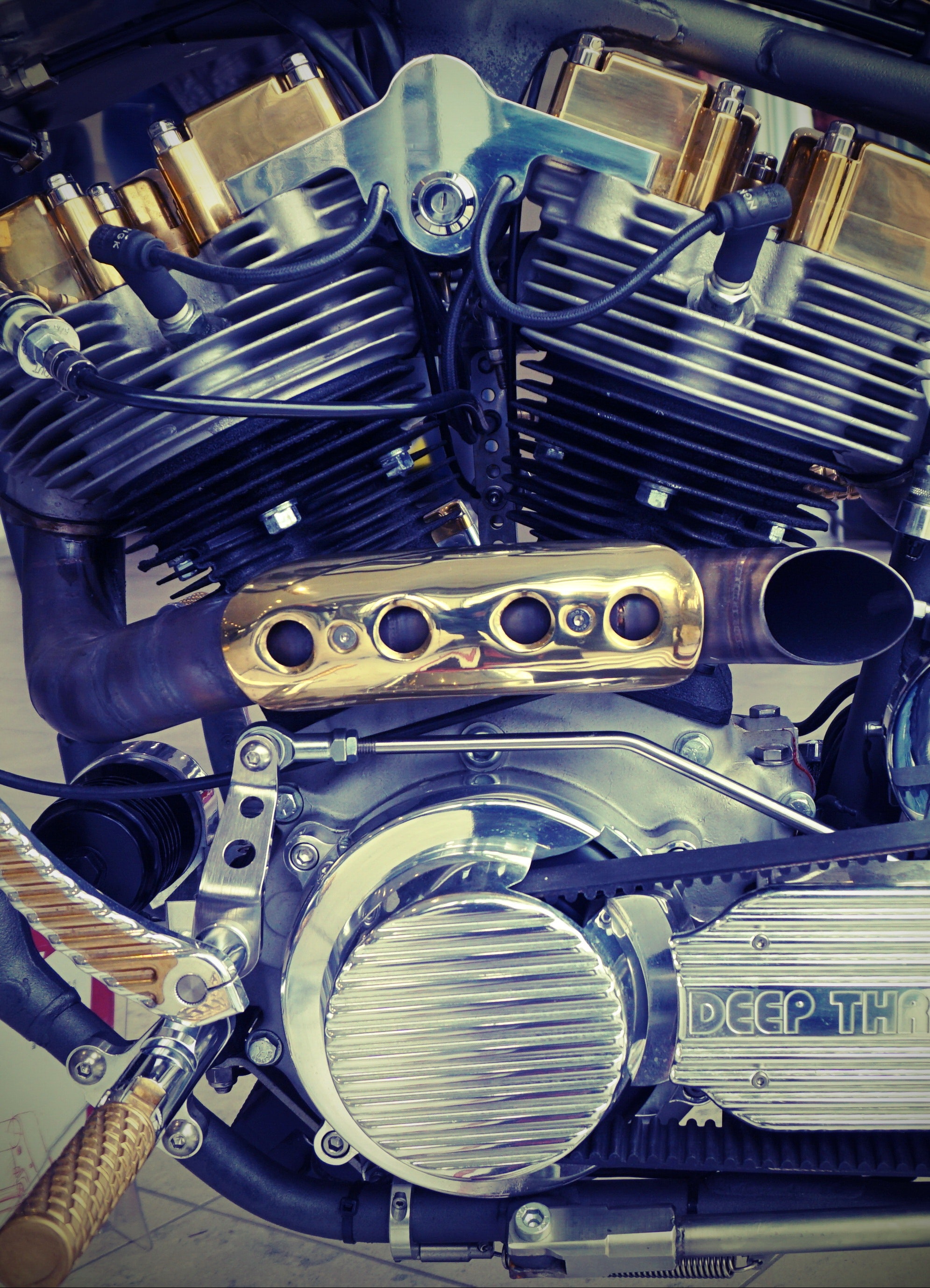 ¿Cuál es la diferencia entre un motor V6 y un V8 y cómo afectan estos ...