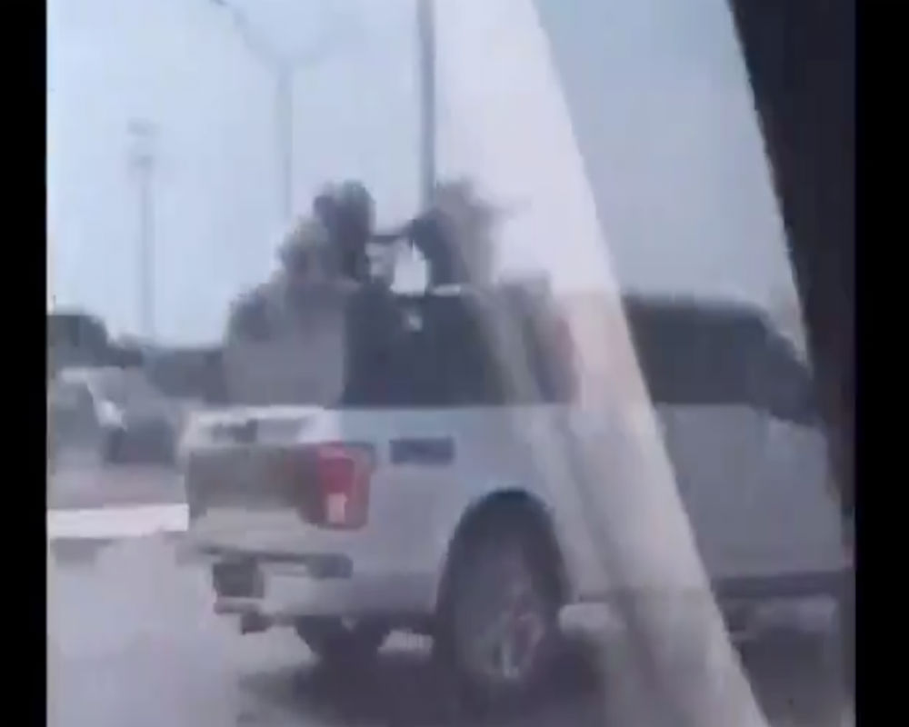 Video Sicarios Del Cártel Del Noreste Son Captados En Trocas Y