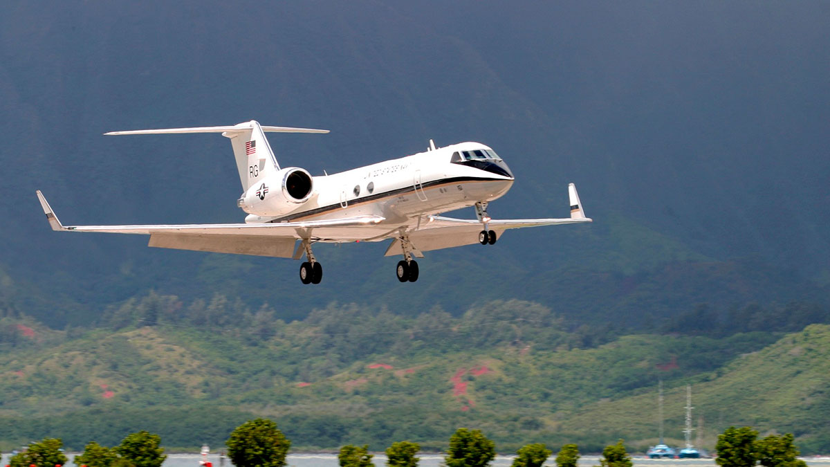 ¿Cuánto te costaría tener un jet privado? - La Opinión