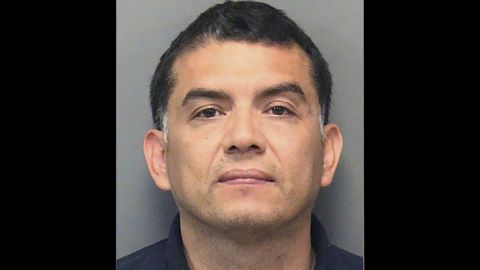 Policía en Gilroy arresta a hombre que amenazaba con matar a 500 ...