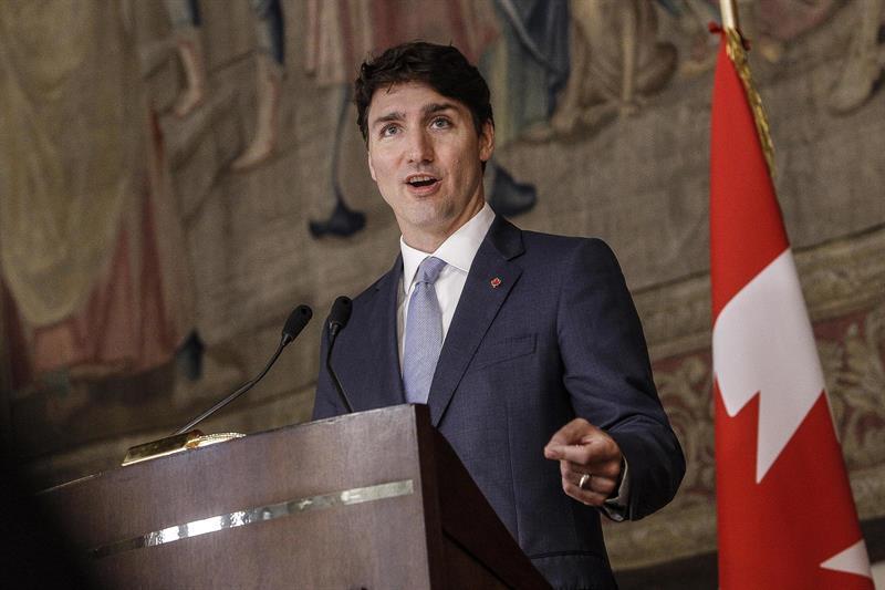 Revelan foto de Justin Trudeau maquillado con 'black face' - La Opinión