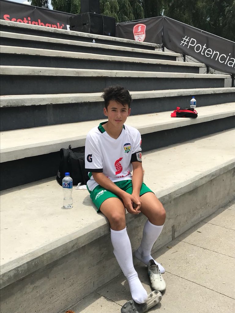 Chivas ya prepara a su ‘Velita’ para el futuro: Sobrino de ‘Cracklitos’ juega en el Rebaño - La ...