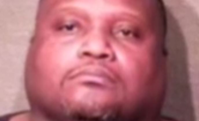 Policía: Obligaba a dos adolescentes a tener sexo a cambio de comida en ...