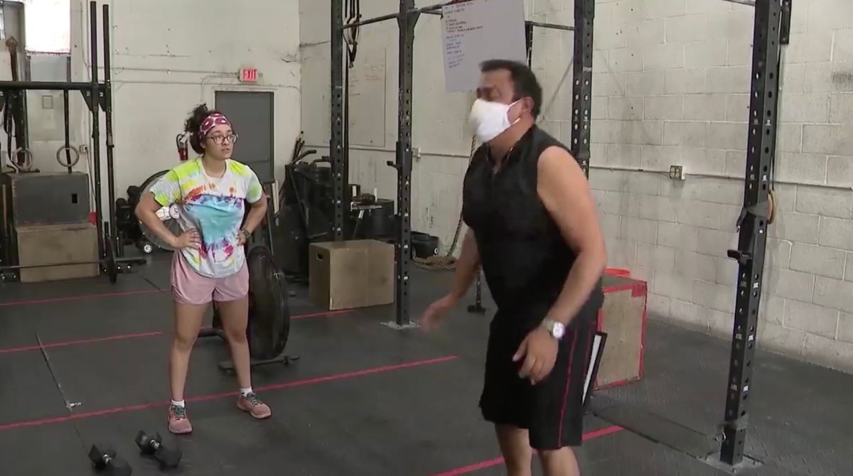 La rutina de Ronald Acha para mantenerse en forma a pesar de las altas ...