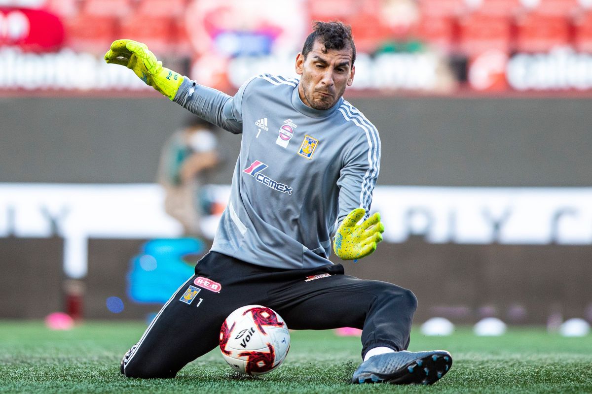 No para al coronavirus: Nahuel Guzmán es el Paulo Dybala del fútbol ...