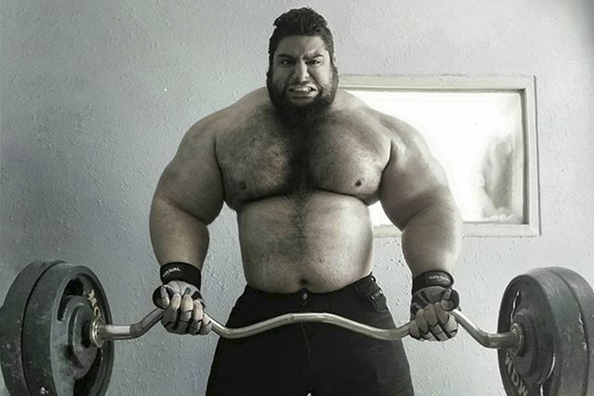 VIDEO: Sajad Gharibi, el imponente Hulk Iraní que entrena doblando ...