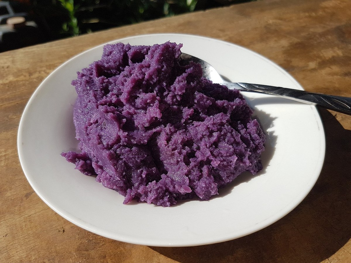 ¿Qué es el ube, la verdura morada que está tan de moda? - La Opinión