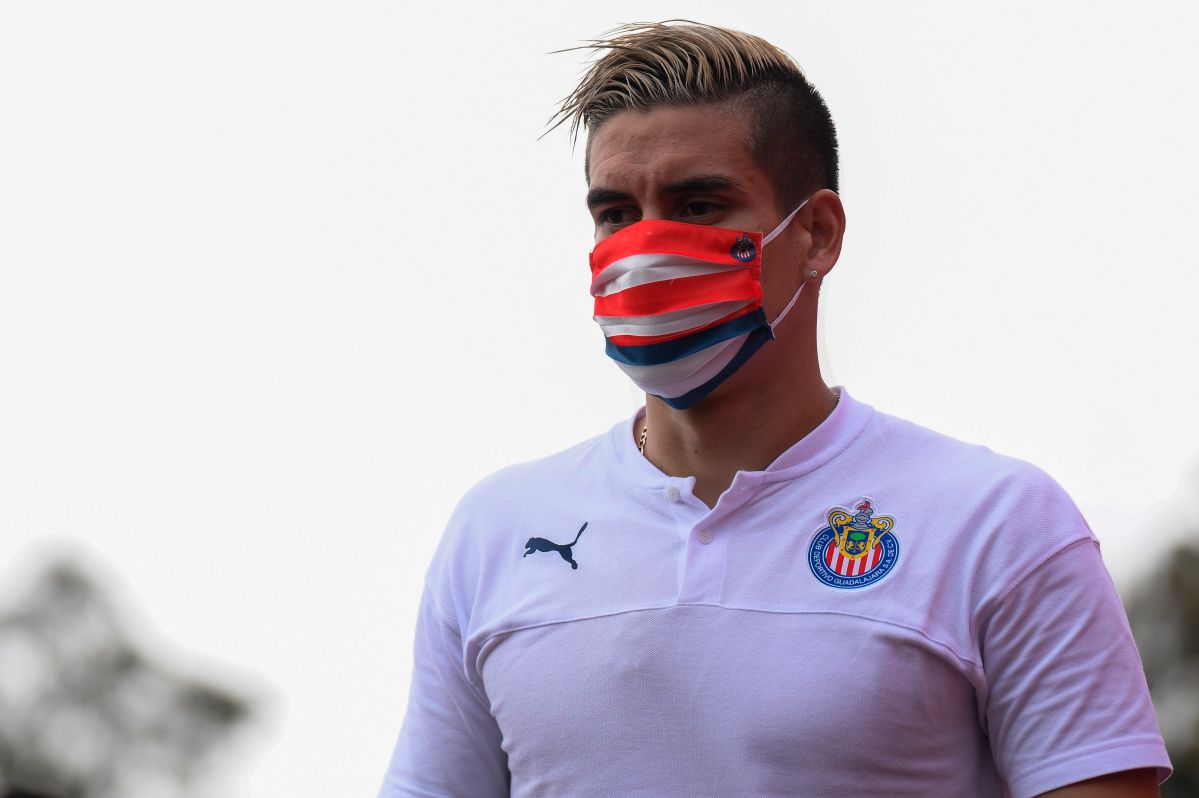 Alexis Peña, el único de los indisciplinados de Chivas que se salvó ...