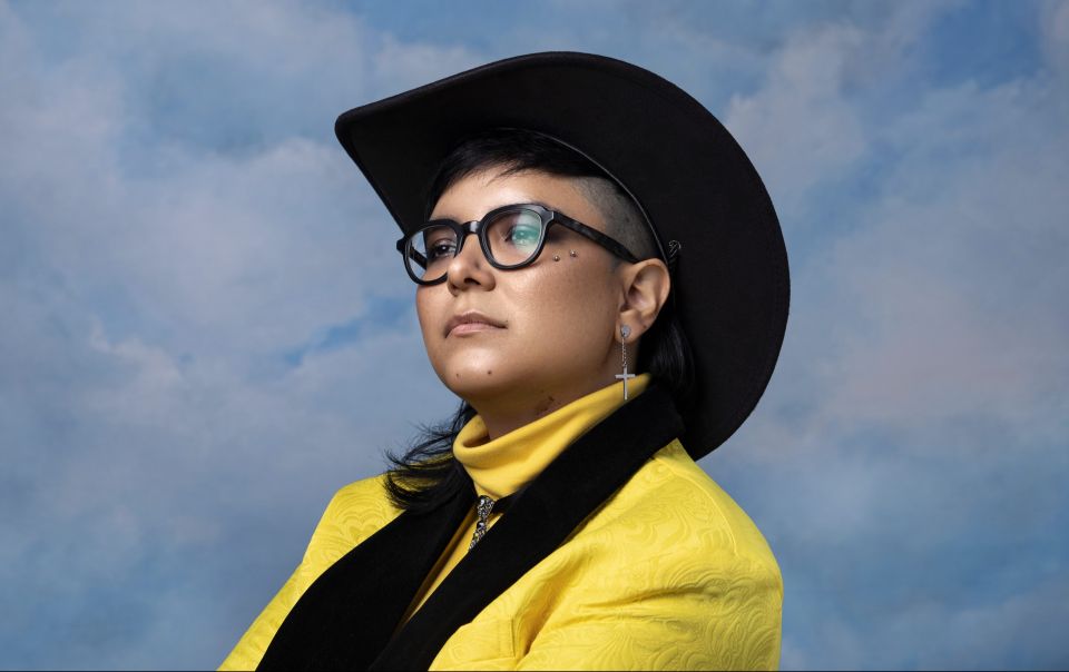 Renee Goust quiere empoderar con su propuesta musical - La Opinión