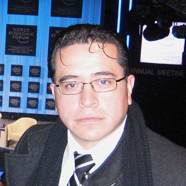 Noticias de César Reyes - La Opinión