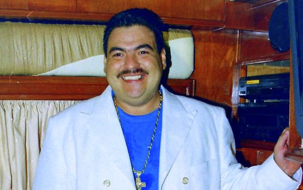 Los 10 grandes éxitos de Julio Preciado con banda para cantar a todo ...