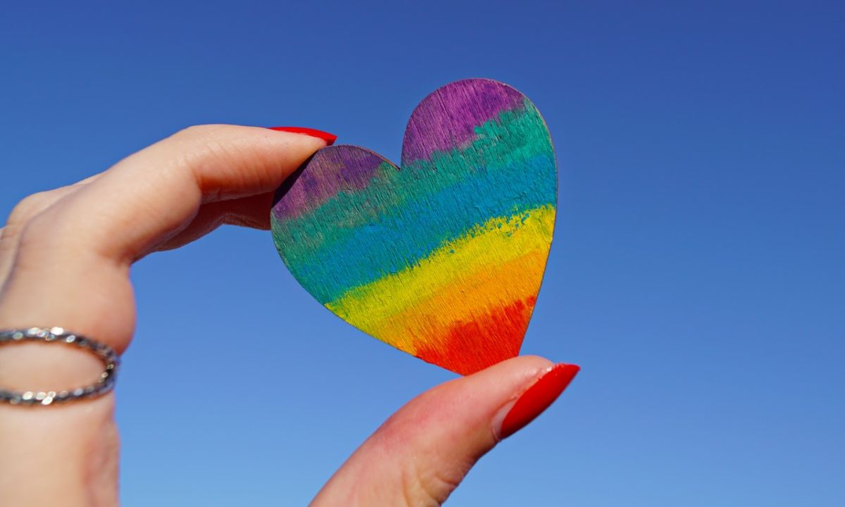 Panadería de Texas obtuvo reacción de odio por hacer galletas Pride ...
