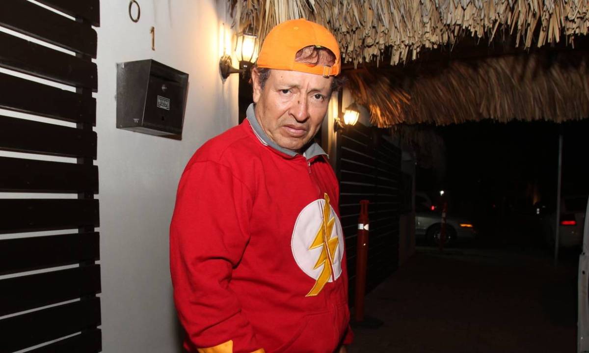 Sammy Pérez, comediante y colaborador de Eugenio Derbez, es intubado ...
