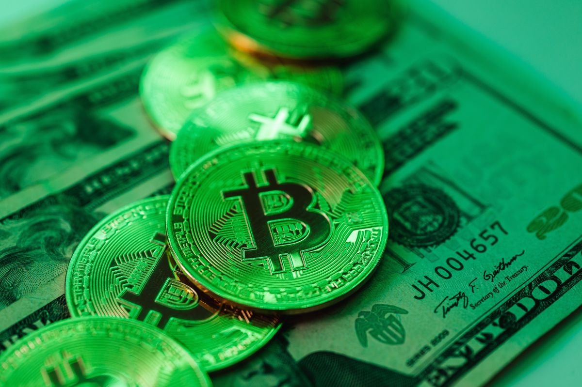 Criptomonedas Un Asesor Financiero Venezolano Buscado Por Estafar Por