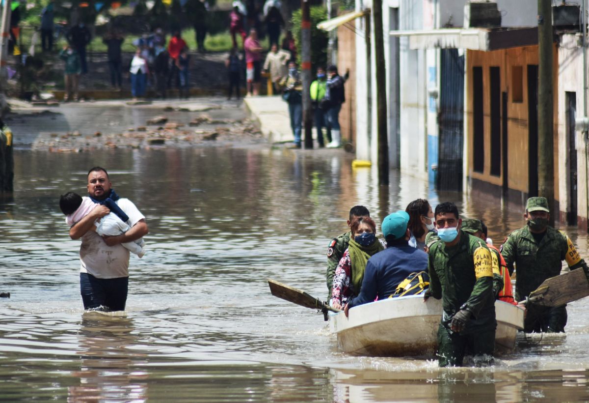 Preparan Evacuación En Querétaro Por Inundaciones La Opinión