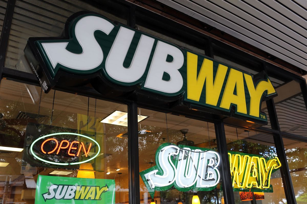 Peter Buck, cofundador de Subway, falleció a los 90 años - La Opinión