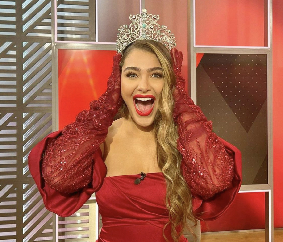 Migbelis Castellanos se despidió de la corona de ‘Nuestra Belleza ...