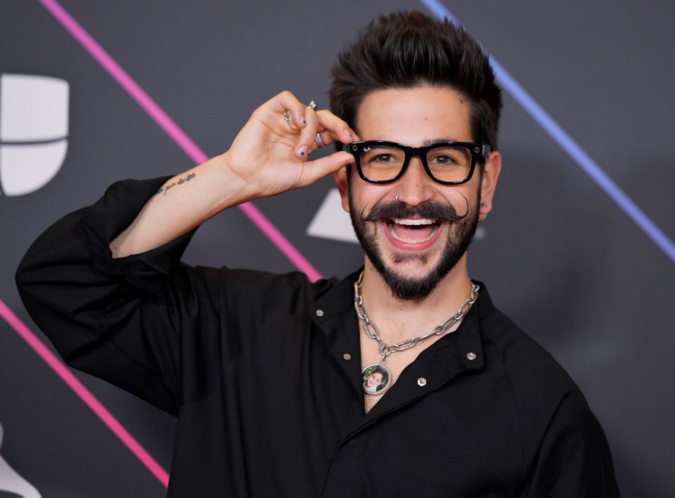 Camilo revela como gastó sus primeros $5 millones de dólares - La Opinión