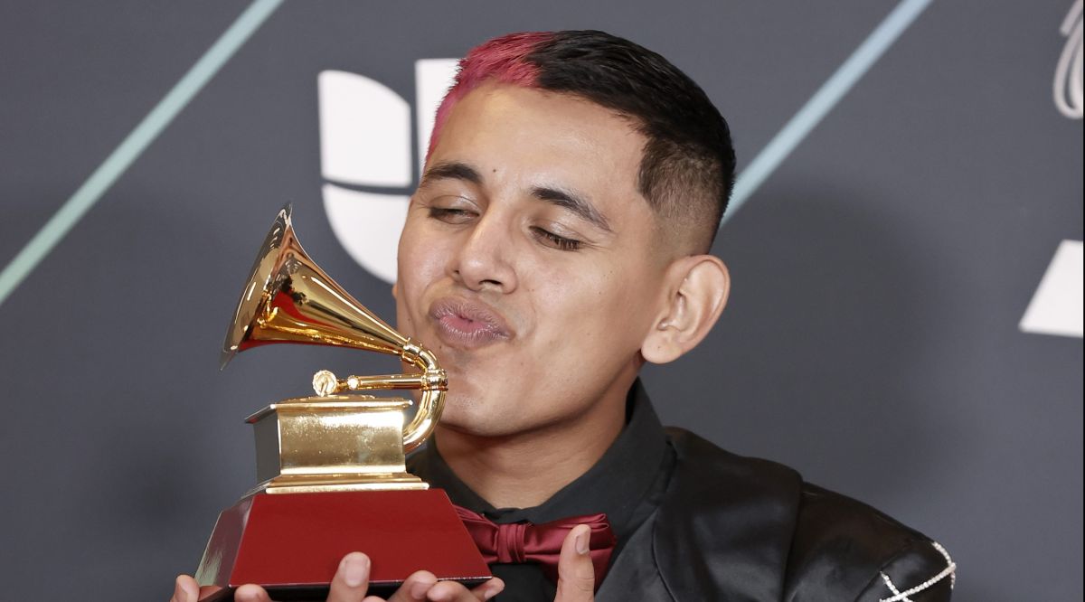 Johnny Caz de Grupo Firme presume su escapada romántica con su novio ...