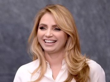 Angélica Rivera sorprendió con sus dotes de cantante al ritmo de Luis ...