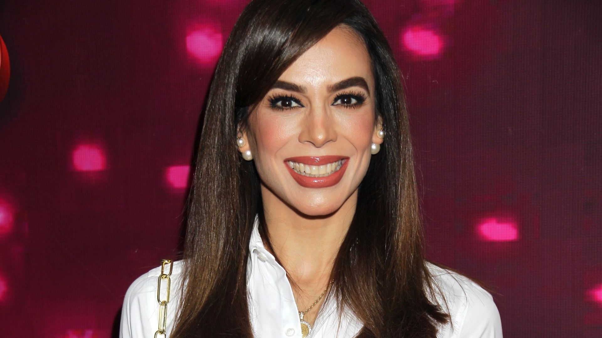 Biby Gaytán abre las puertas de su rancho y revive su romántica primera ...